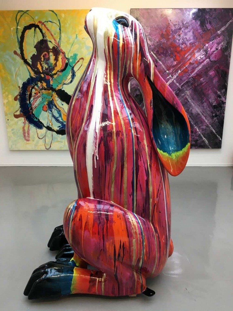 Cotswold Hare Trail 2017 | The abstract 6 ft tall hare is complete